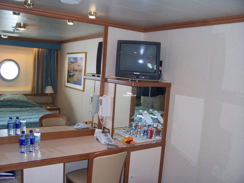 Stateroom R747 Crown Princess