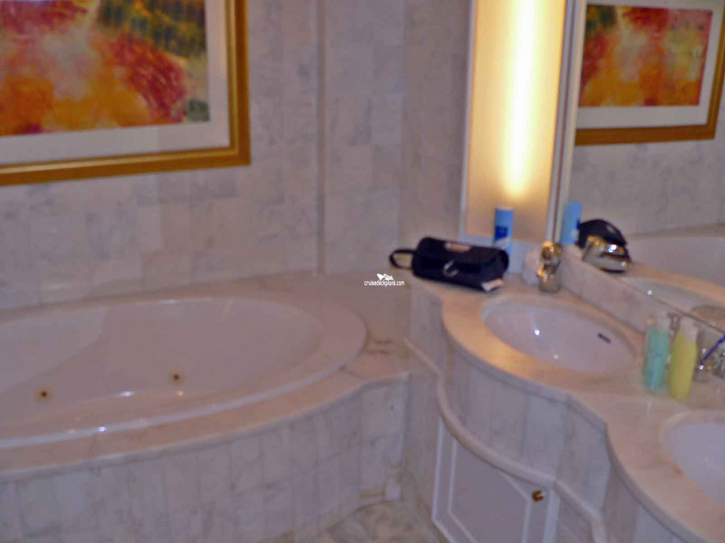 Monarch of the Seas Royal Suite Details and Pictures