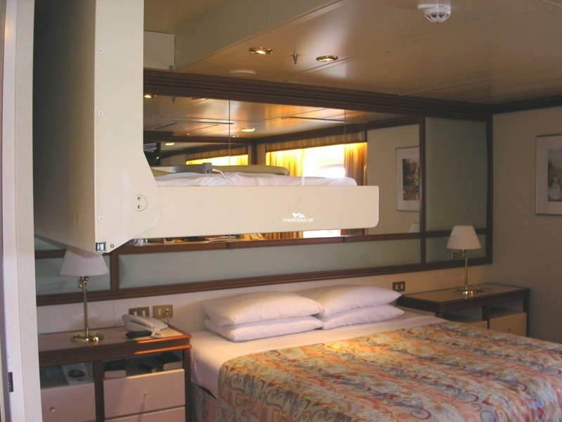 Cabin E507 Island Princess Stateroom