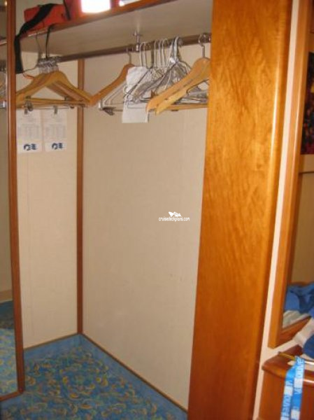 Grand Princess Family Suite Stateroom Cabins