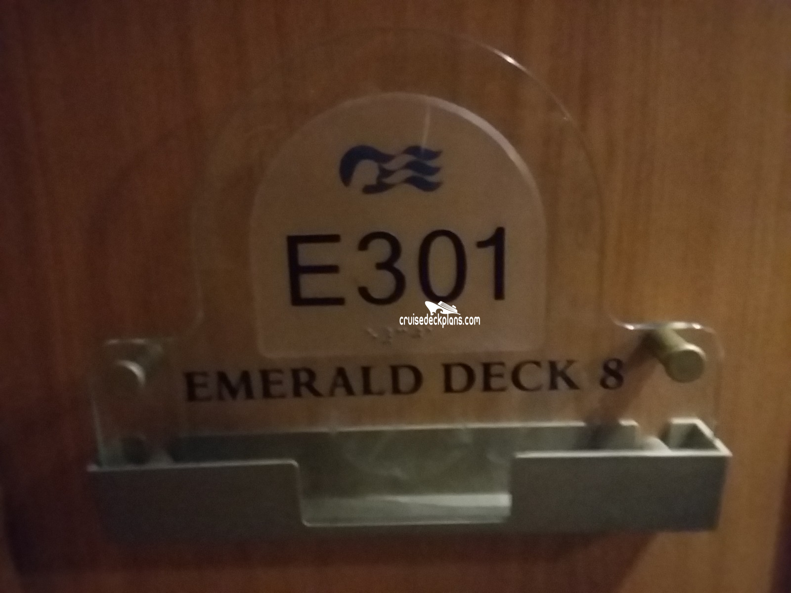 Emerald Princess Cabin E301