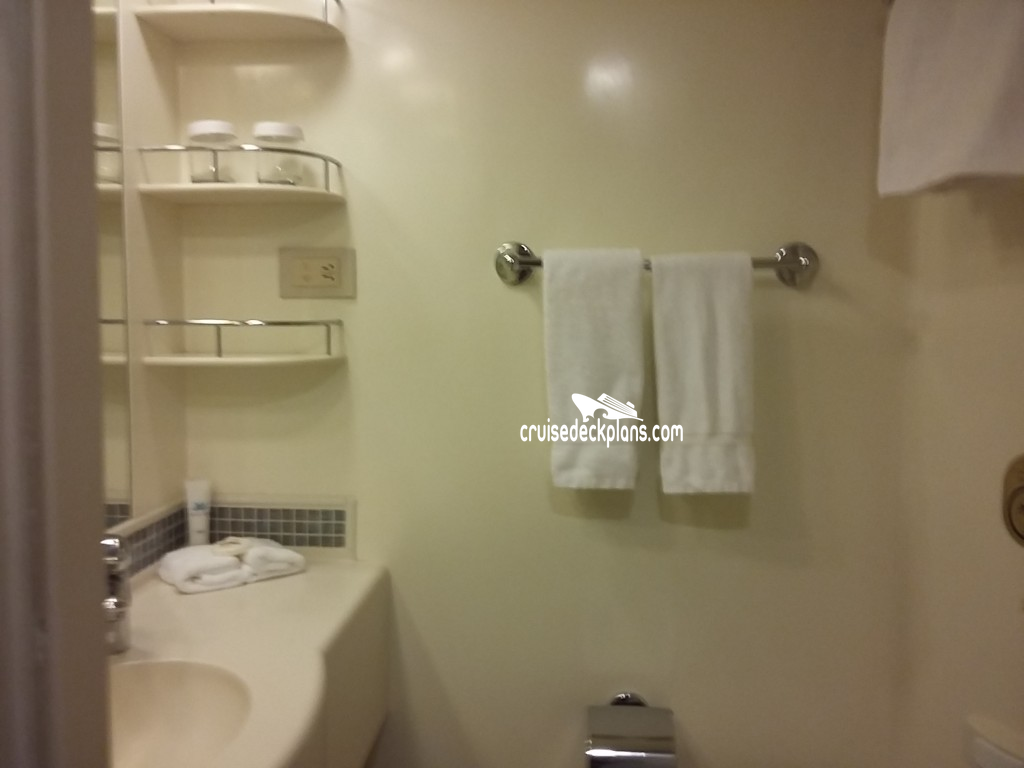 Stateroom E115 Emerald Princess