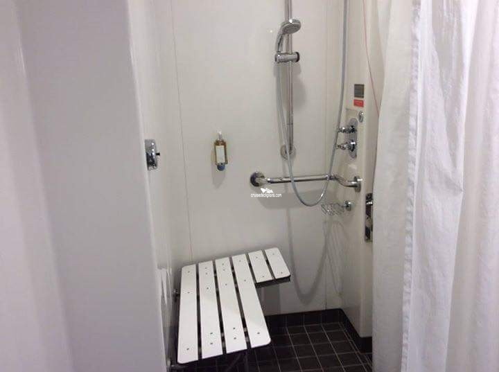Cabin B429 Britannia Stateroom