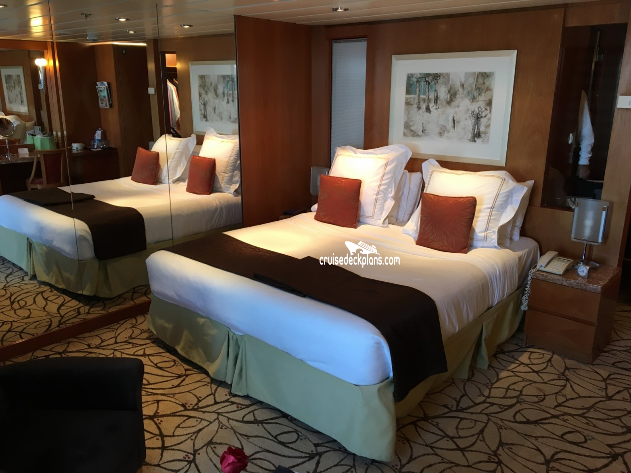 Stateroom 6121 Celebrity Summit