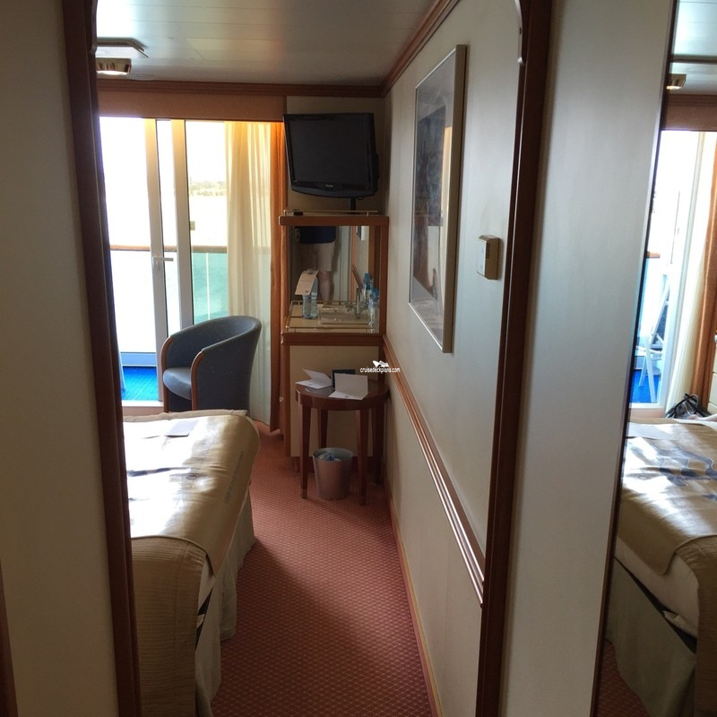 Golden Princess Cabin B250