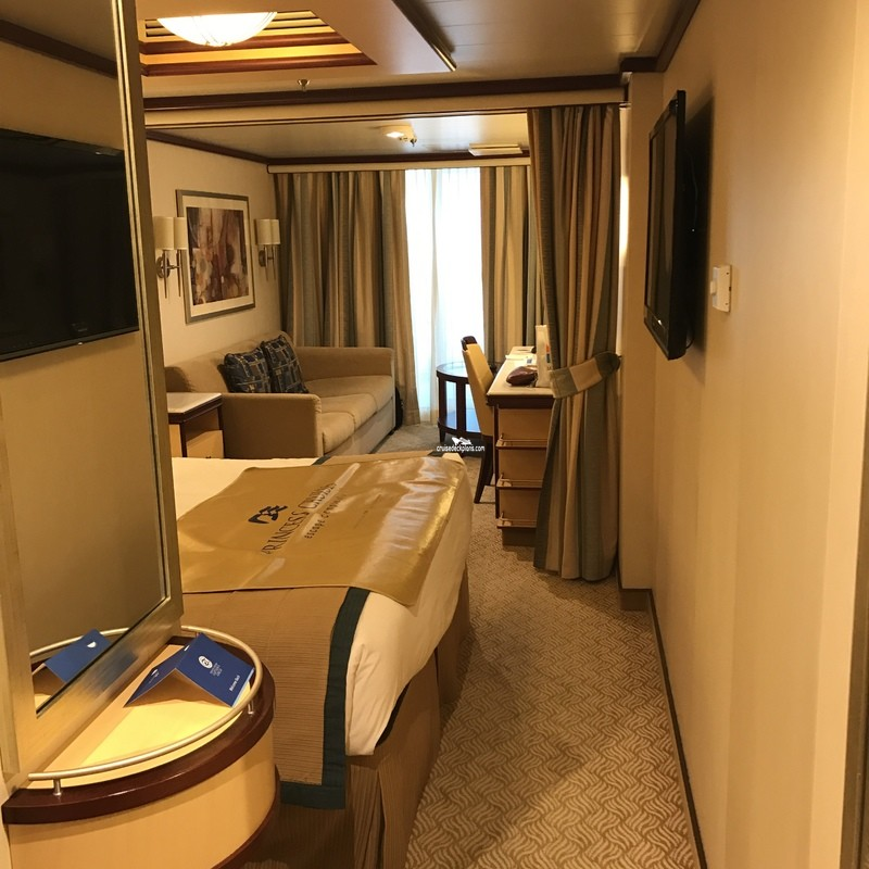 Stateroom M425 Royal Princess III