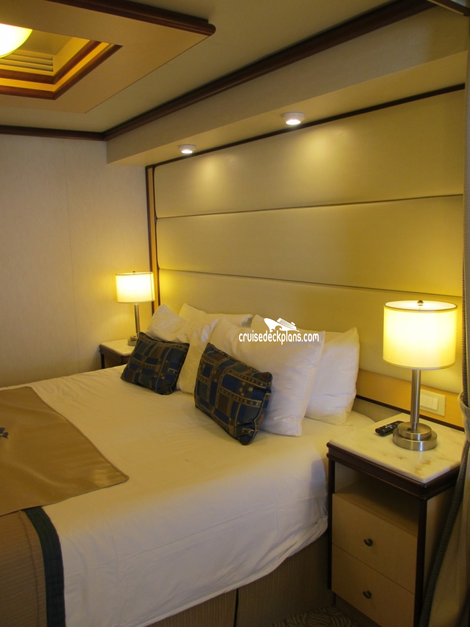 Stateroom M416 Royal Princess III