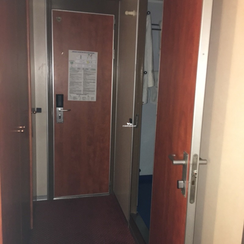 Carnival Fascination Cabin E157