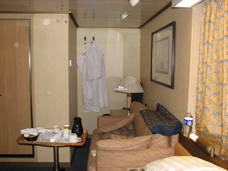 Cabin 7086 Volendam Stateroom