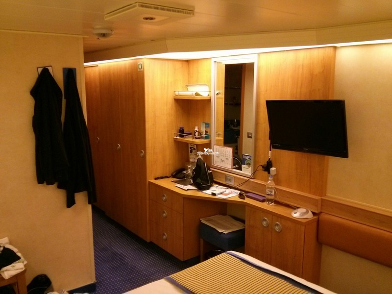 Carnival Sunshine Cabin 9177