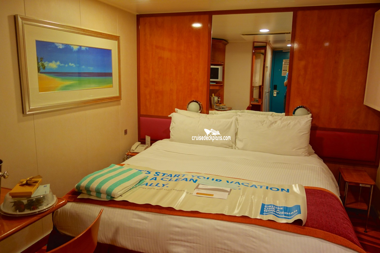 Norwegian Pearl Cabin 11077