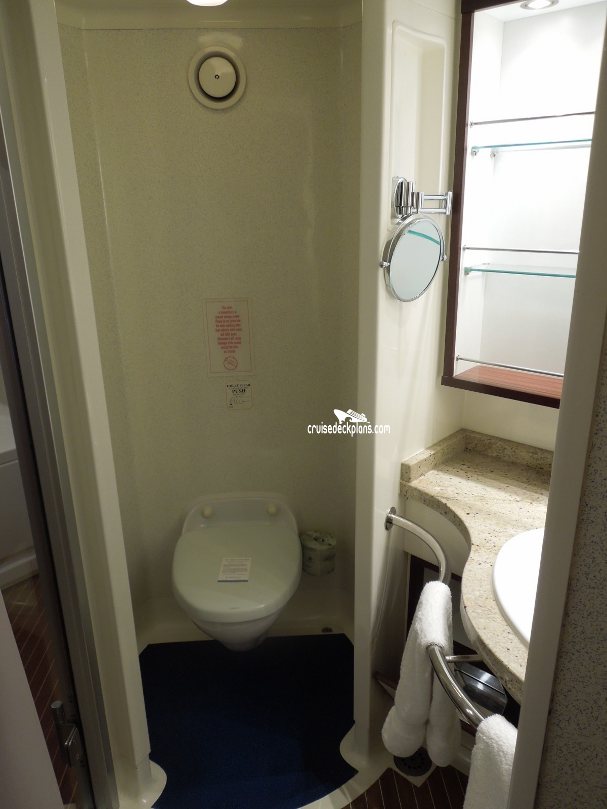 Wind Surf Suite Details and Pictures