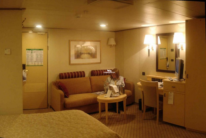 Stateroom 1074 Queen Victoria