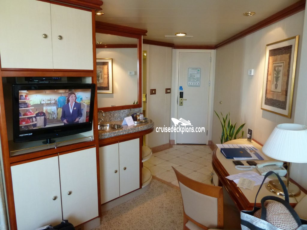 Coral Princess Cabin C702