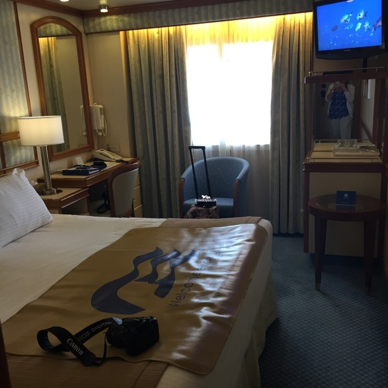 Golden Princess Cabin E633