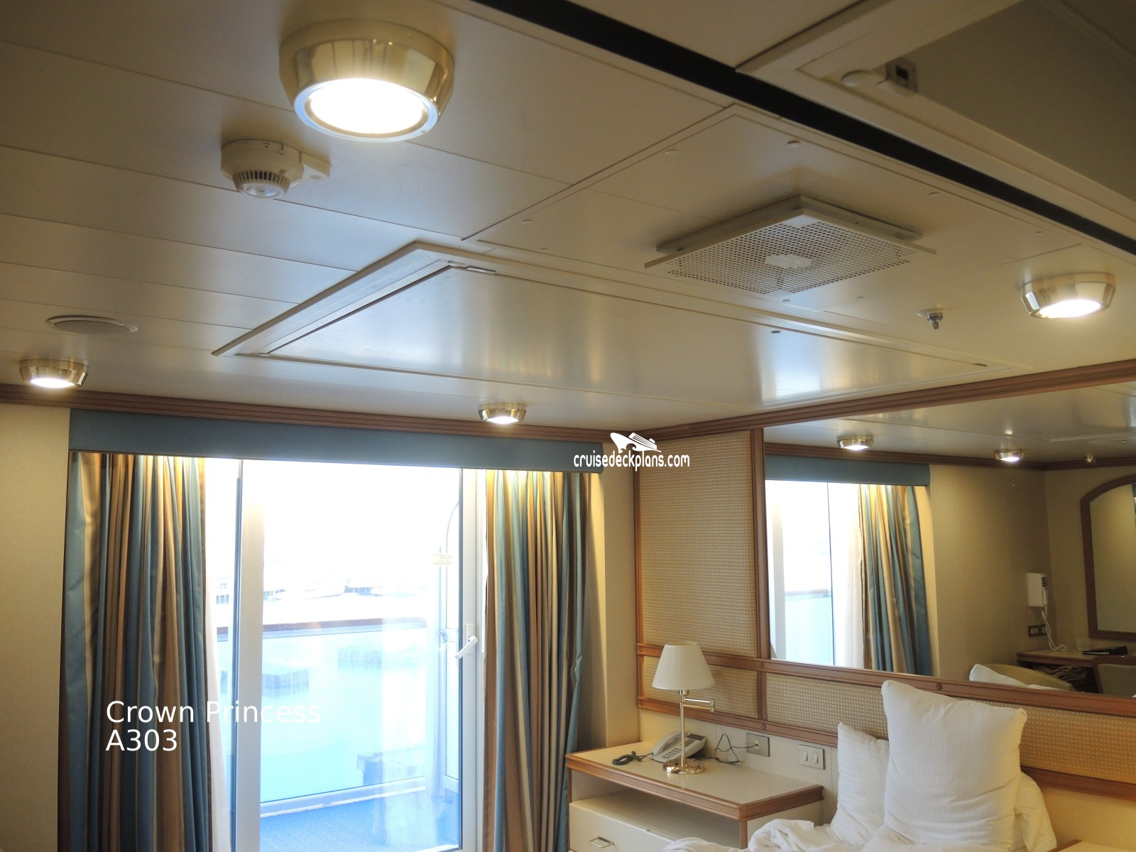 Crown Princess Cabin A303