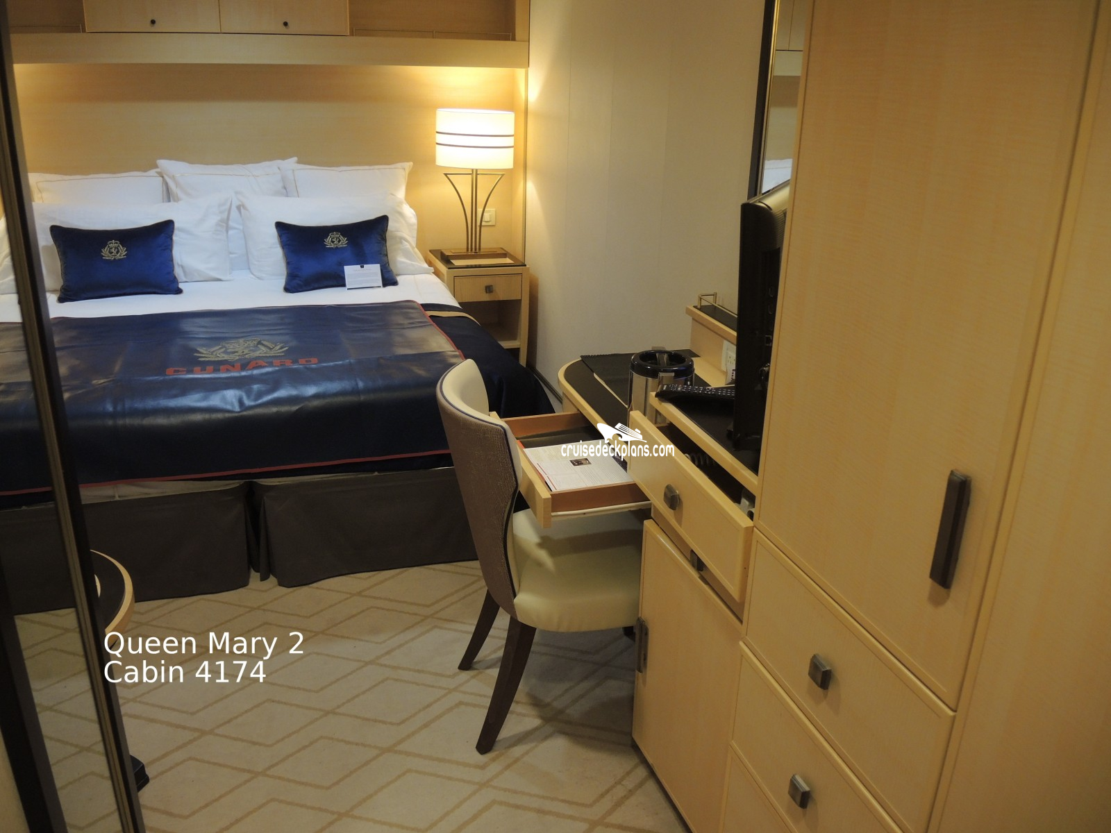 Queen Mary 2 Cabin 4174