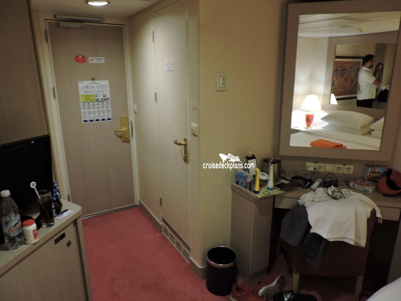 MSC Opera Interior Stateroom Details