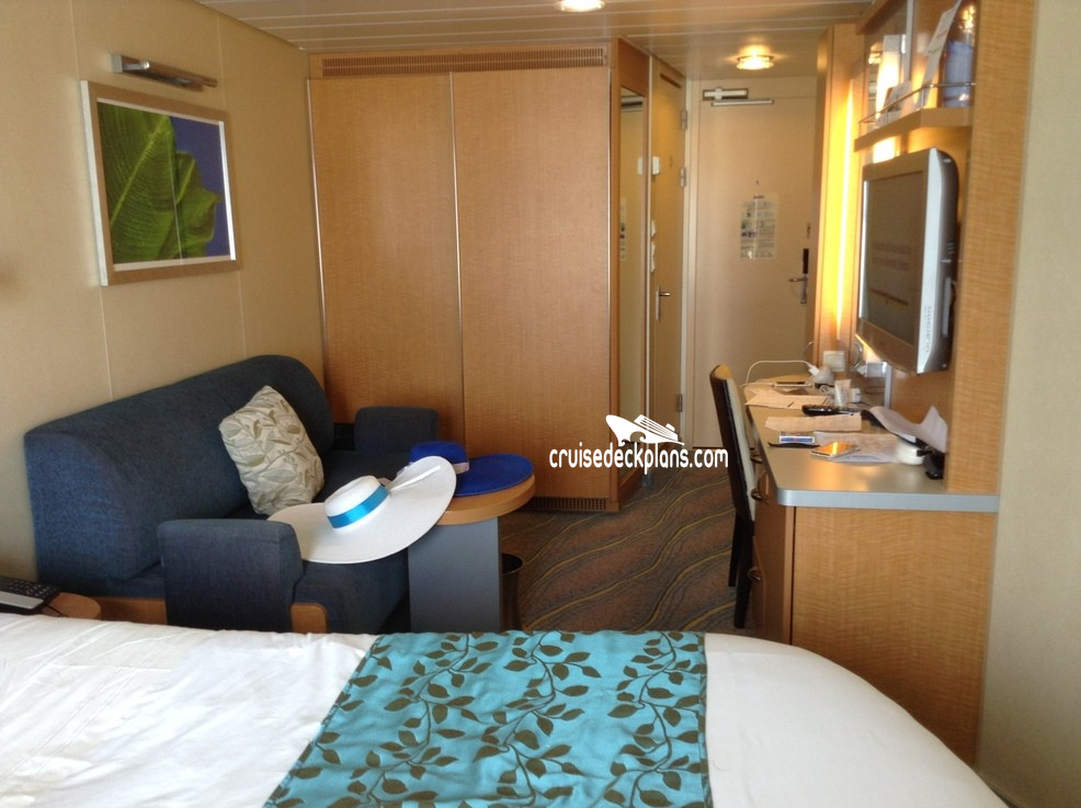 Oasis of the Seas Cabin 6712