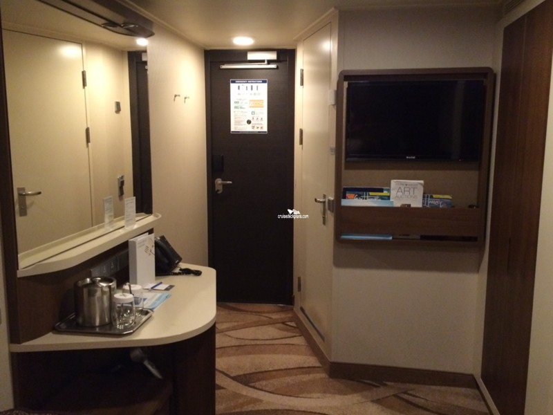 Norwegian Escape Cabin 10445