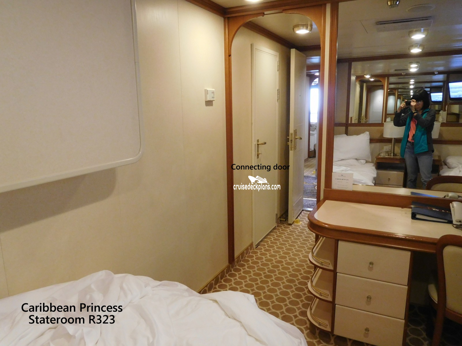 Caribbean Princess Cabin R323