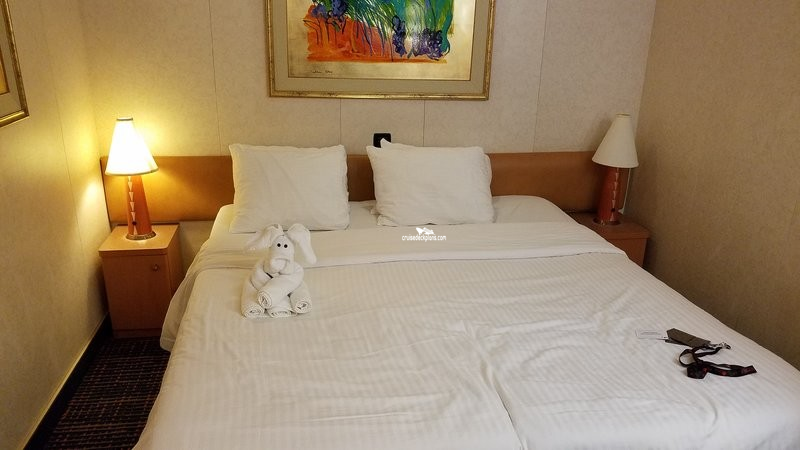 Stateroom 7309 Carnival Conquest