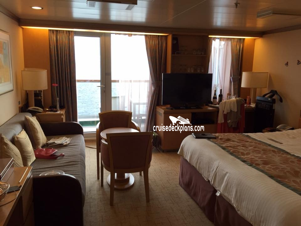 Arcadia Mini-Suite Stateroom