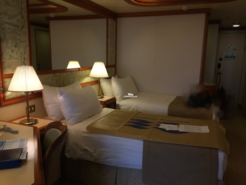 Diamond Princess Cabin D327