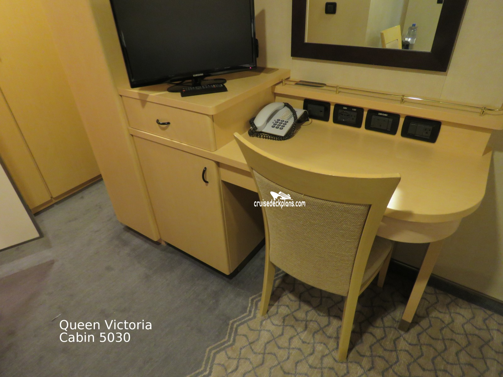 Queen Victoria Cabin 5030