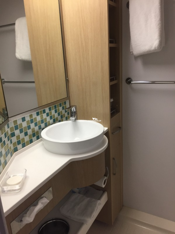 Vision of the Seas Cabin 7556