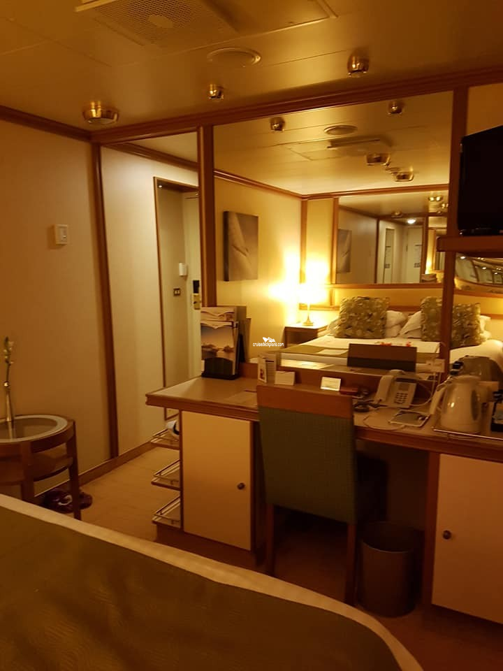 Azura Cabin C253