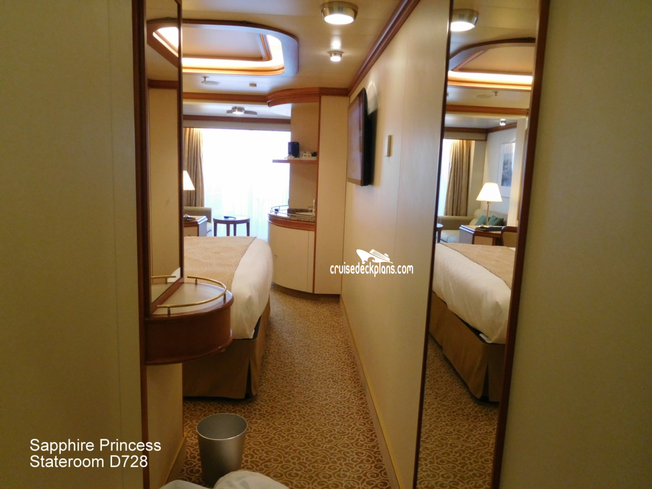 Cabin D728 Sapphire Princess Stateroom