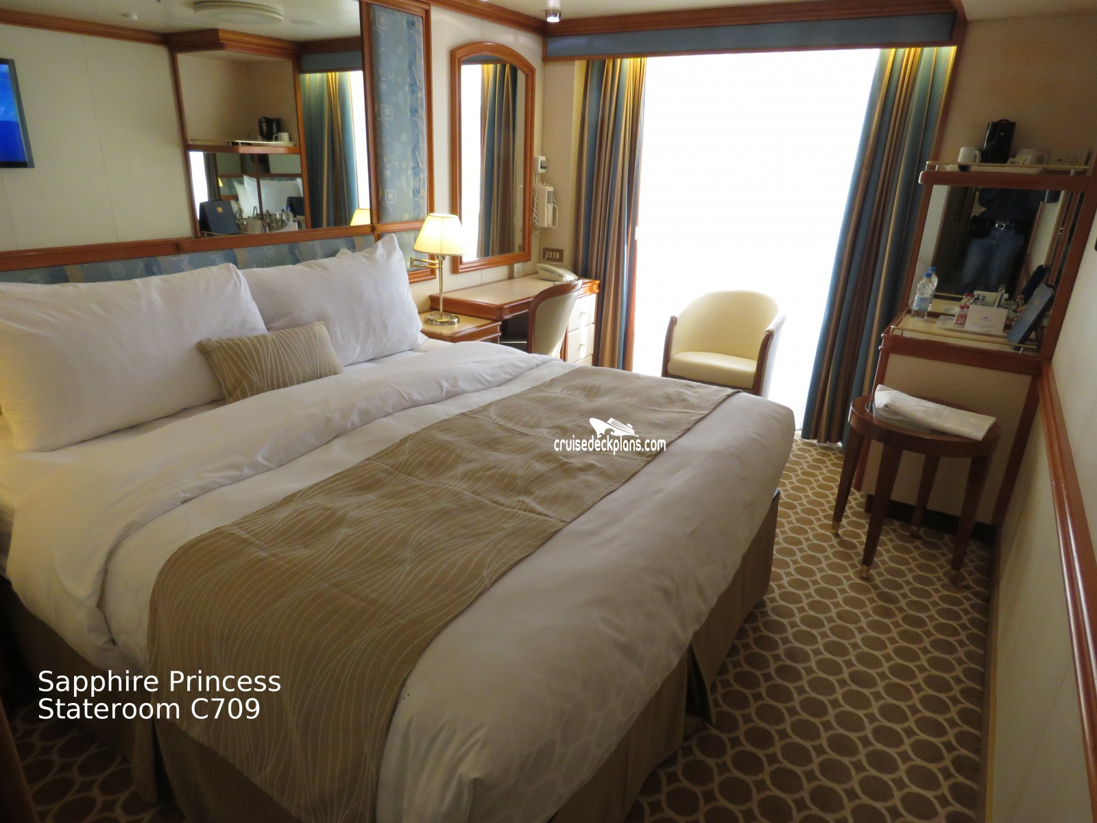 Sapphire Princess Cabin C709