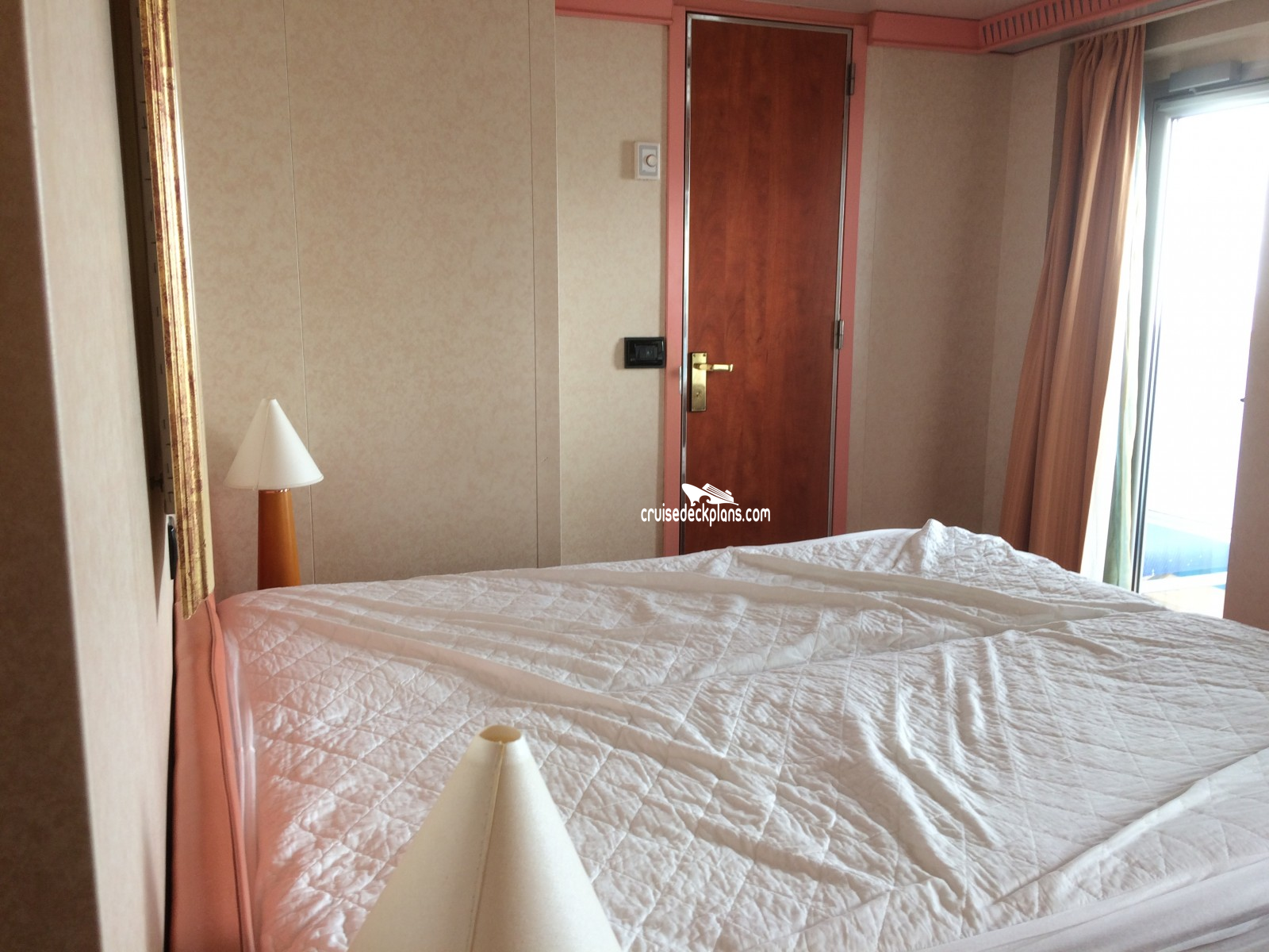 Carnival Splendor Cabin 7434