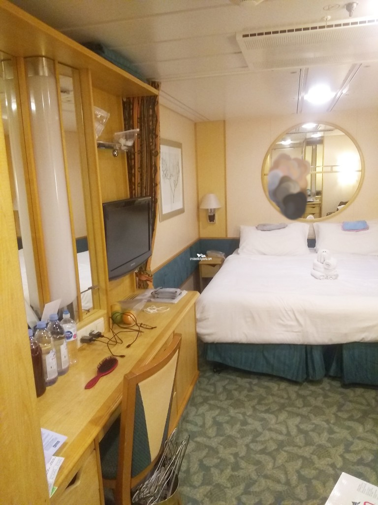 Independence of the Seas Cabin 8215