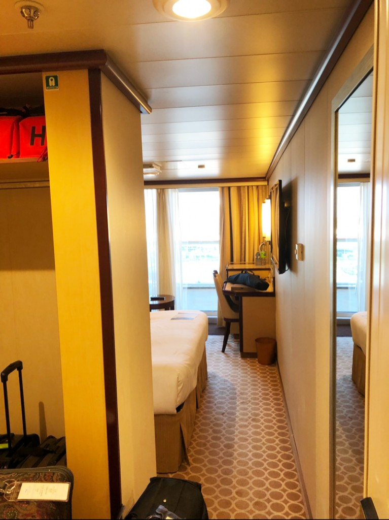 Royal Princess III Cabin B739