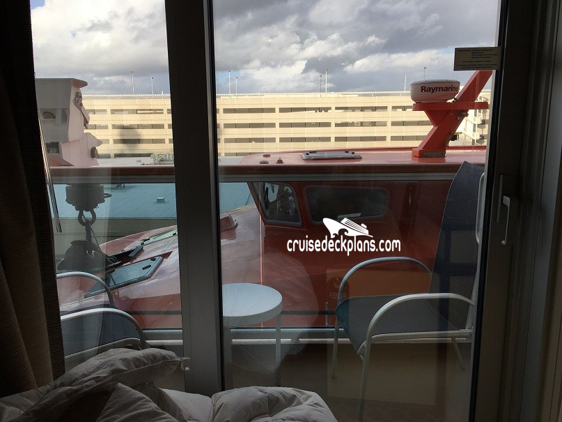 Stateroom E523 Royal Princess III