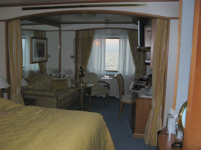 Silver Shadow Vista Suite Stateroom Cabins