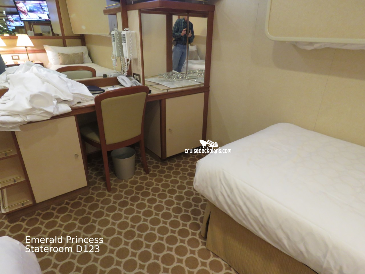 Stateroom D123 Emerald Princess