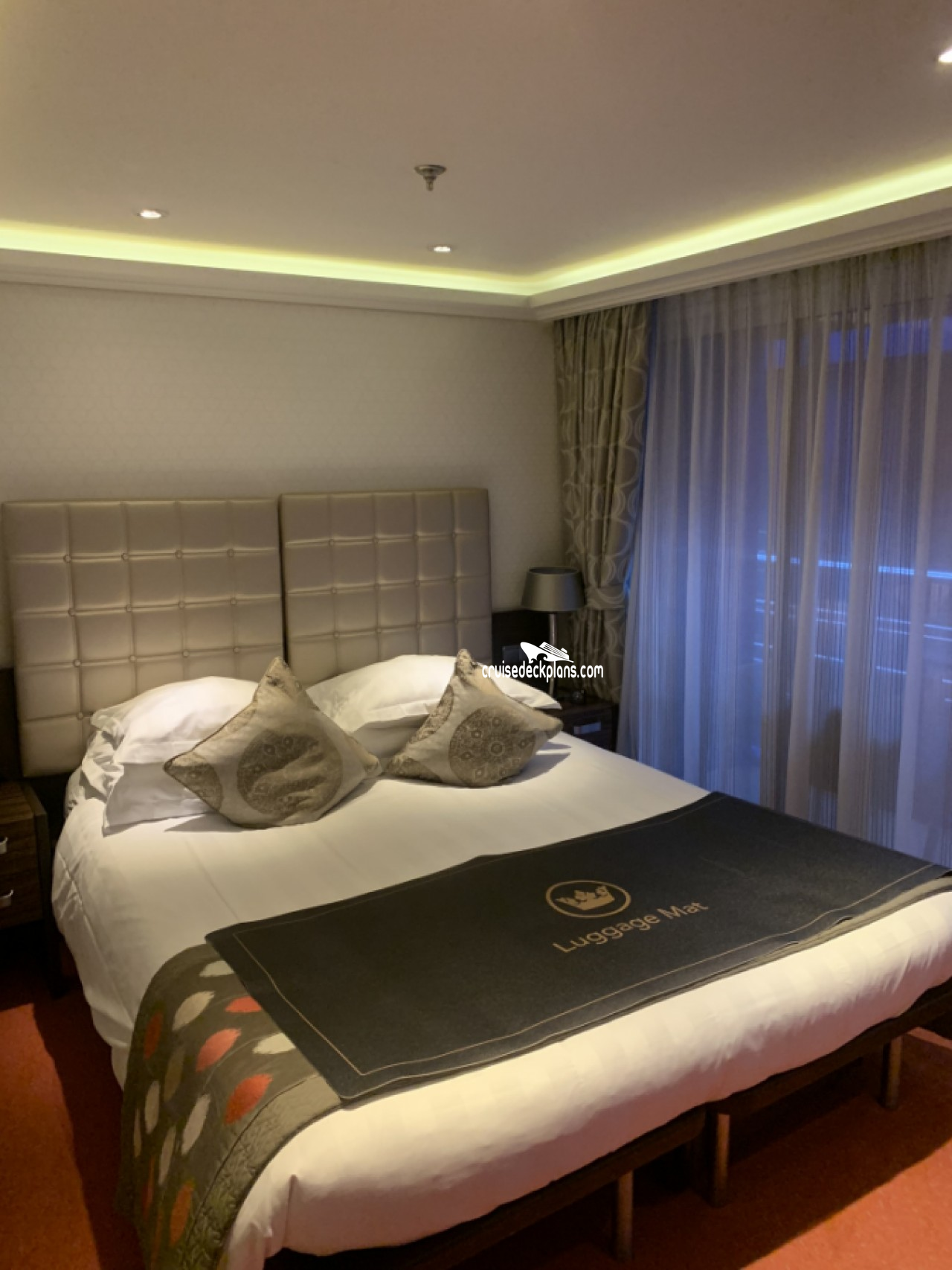 Cabin 305 AmaPrima Stateroom