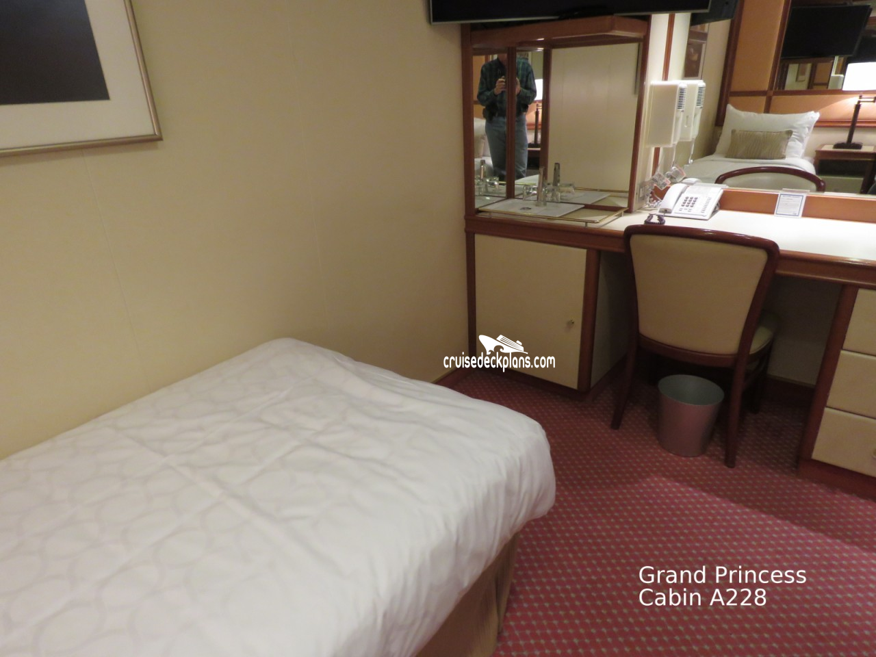 Cabin A228 Grand Princess Stateroom