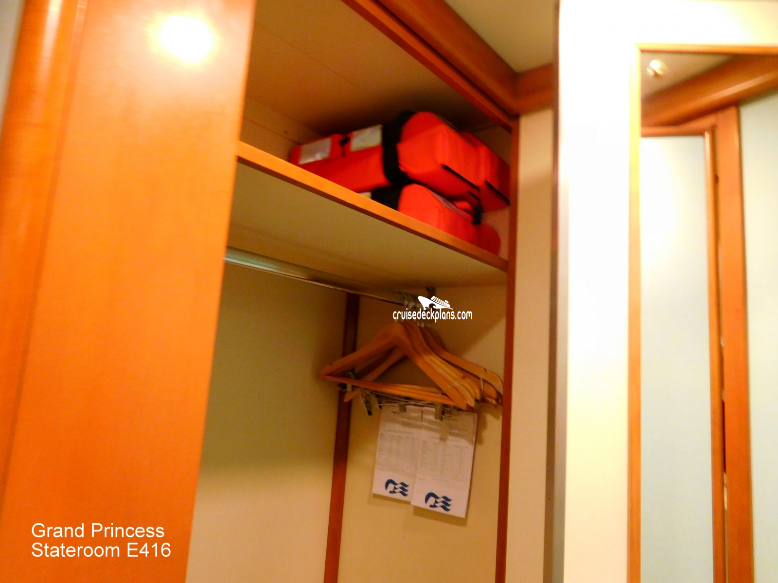 Grand Princess Cabin E416