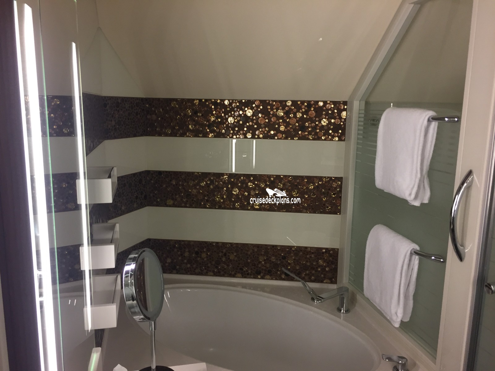 Norwegian Joy Cabin 10708