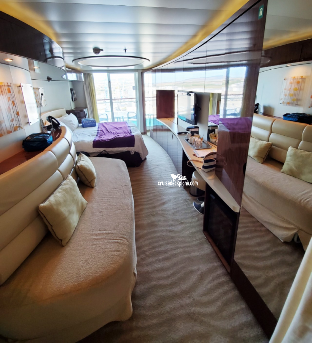 Norwegian Epic Club Suite Stateroom Details