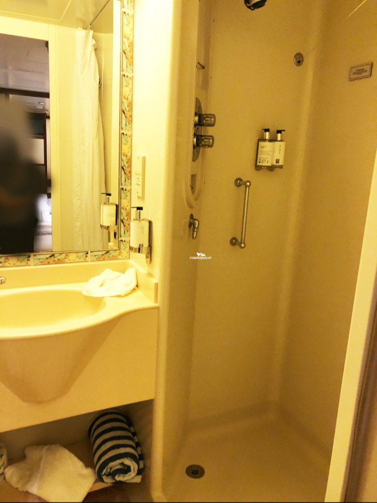 Pacific Explorer Cabin 11230