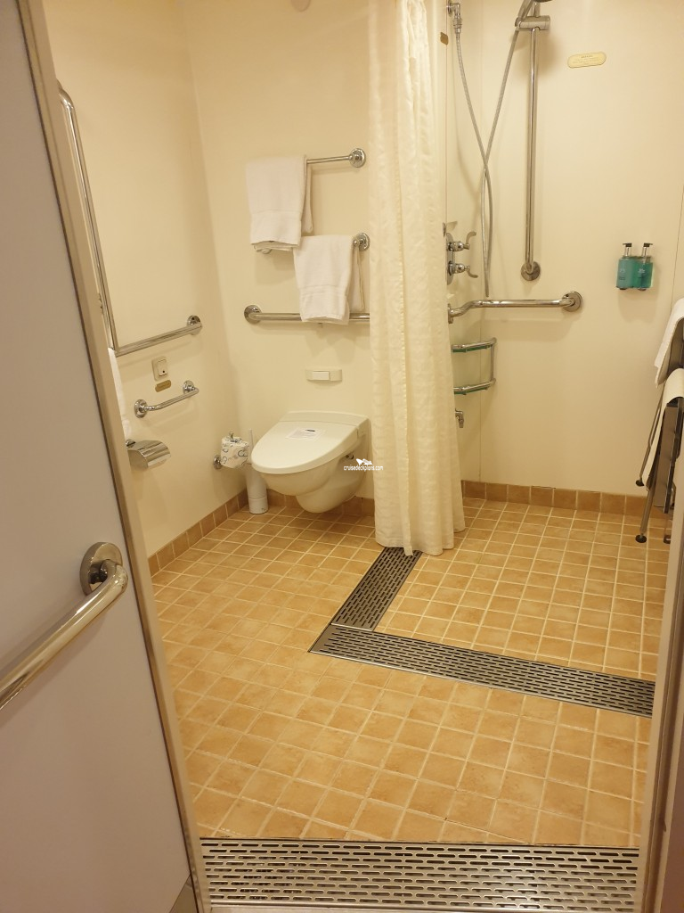 Ruby Princess Cabin C312