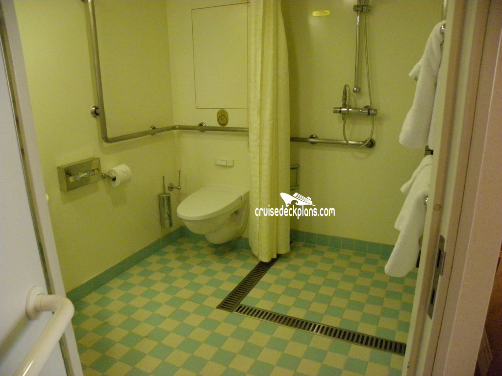 Diamond Princess Cabin A301