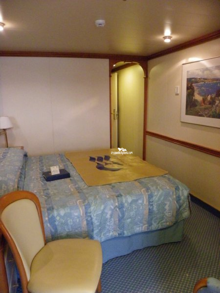 Cabin A731 Diamond Princess Stateroom