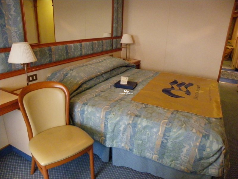 Cabin A731 Diamond Princess Stateroom