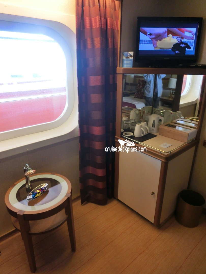 Azura Cabin E308